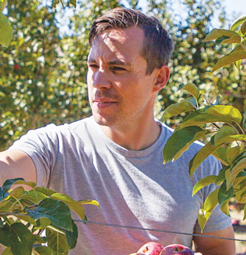 Retractable nets help regulate apple color - Fruit Growers News