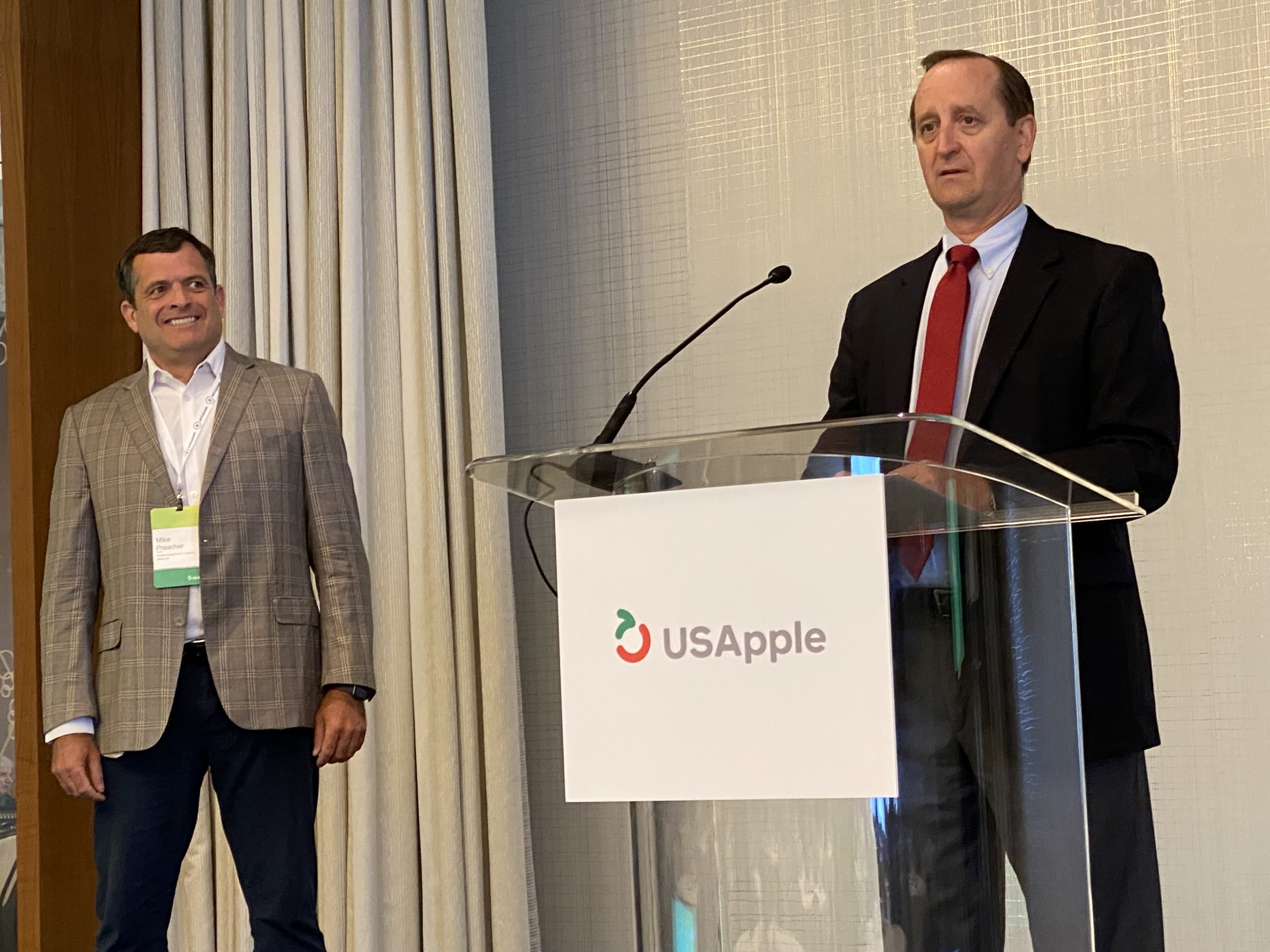Chris Alpers succeeds Preacher as USApple board chair - Fruit Growers News